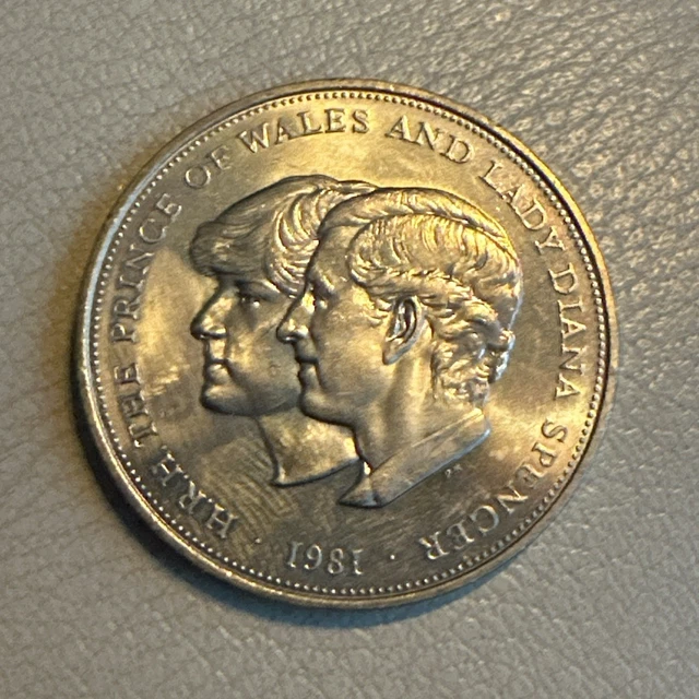 PRINCESS DIANA PRINCE Charles Wedding Silver Coin Lady Royal Family ...