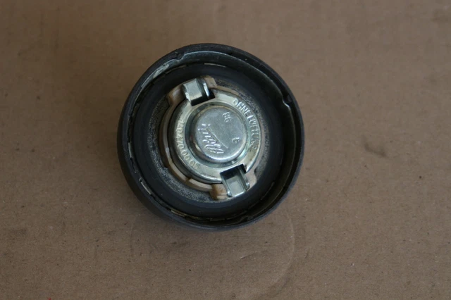 ORIGINAL MERCEDES BENZ W140 W124 Fuel Tank Cap Cover A1404700005 DE $15 ...