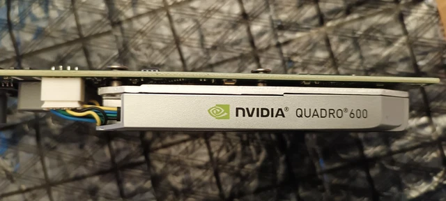 CARTE GRAPHIQUE NVIDIA QUADRO 600 pour sorties sur 2 écrans Display ...