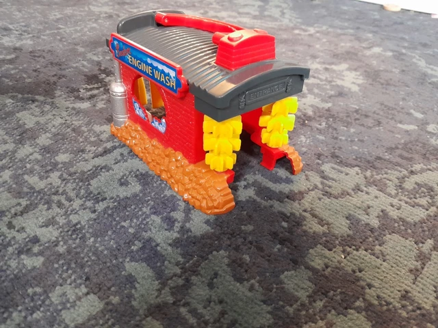 THOMAS THE TANK engine, Trackmaster, Sodor engine wash £0.99 - PicClick UK