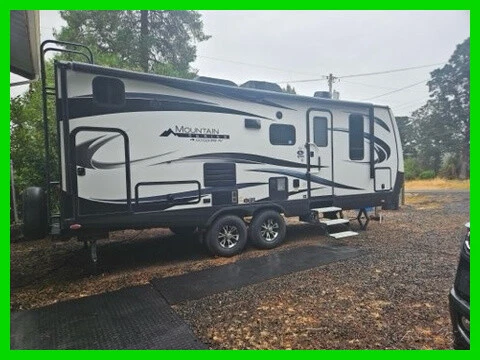 2021 OUTDOORS RV Titanium Series (Timber Ridge Class) 23DBS 27ft SO ...