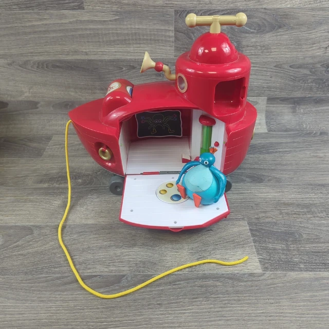 CBEEBIES TWIRLYWOOS BIG Red Boat Playset Lights Sounds With Character ...