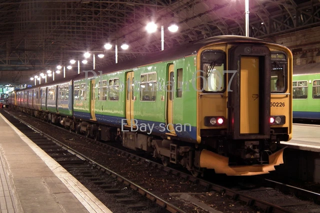 CLASS 150 150226, 2 car DMU, in debranded West Midlands Green at ...