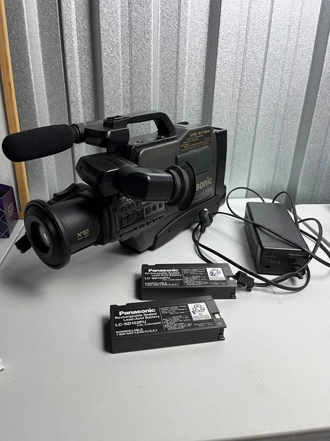 PANASONIC MS4 MOVIE Camera Hi-Fi Stereo S-VHS Untested Parts Only NV ...