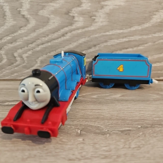 2009 GORDON AND Linked Tender Trackmaster Tomy Thomas & Friends Tank ...