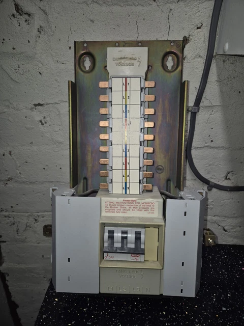 MEM EATON MEMSHIELD Pan Distribution Board 6 Way 3 Phase ETN Busbar ...