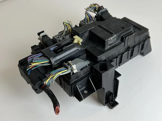 2012 LINCOLN NAVIGATOR Smart Junction Body Control Module Bl1T15604Ab ...