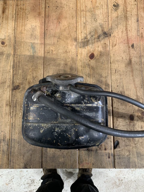 GENUINE RANGE ROVER Classic Coolant Bottle Expansion tank for early V8 ...