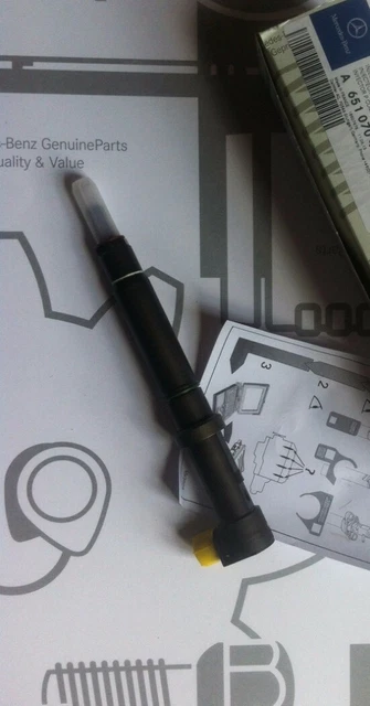 A6510702687 -2 X MERCEDES a6510701287 INJECTOR ORIGINAL 220/250 CDI ...