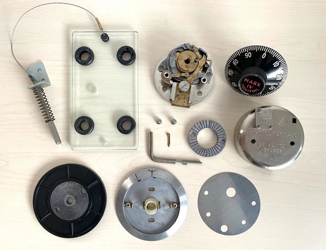 CHUBB MANIFOIL LOCK MKIV MK4 Combination Safe Locks Mark 4 NATO 20.42. ...