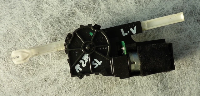 MERCEDES-BENZ R230 SL seat adjustment seat motor actuator headrest £26. ...