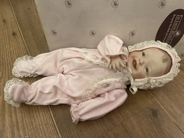 ASHTON DRAKE GALLERIES 'Meagan Rose' Doll by Yolanda Bello With Box EUR ...