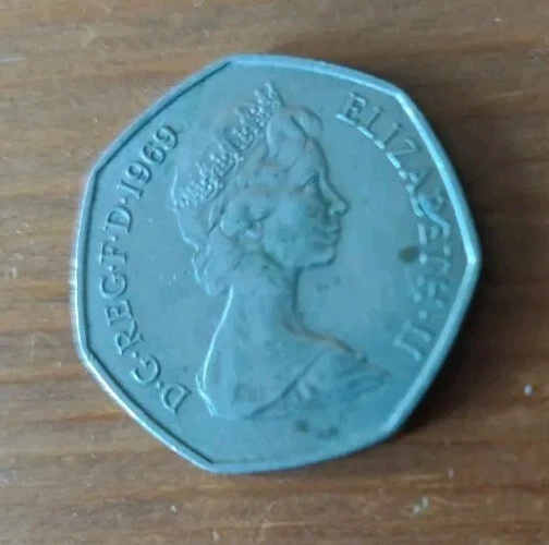 RARE BRITANNIA NEW Pence 1969 50p Queen Elizabeth II Collectible Coin £ ...