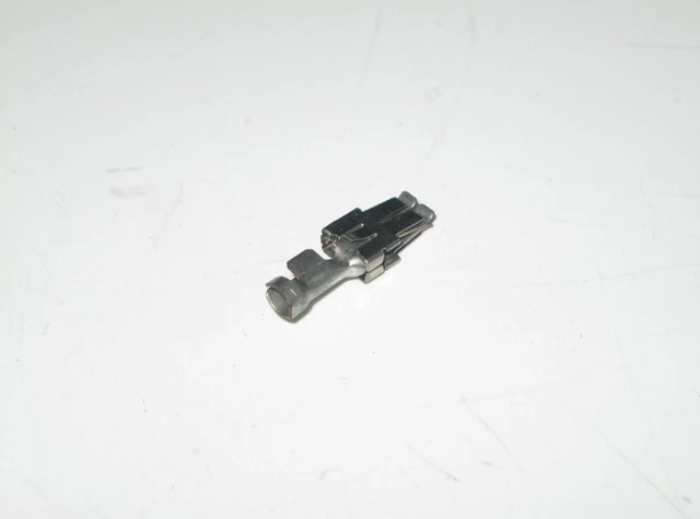 MERCEDES WIRING CONNECTOR Plug Contact Pin A0045455226 New Genuine £10. ...