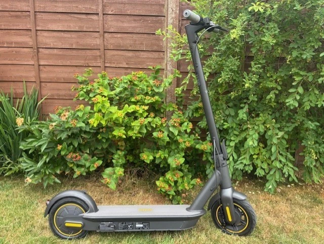 SEGWAY NINEBOT MAX G30 Electric Scooter - Black £156.70 - PicClick UK