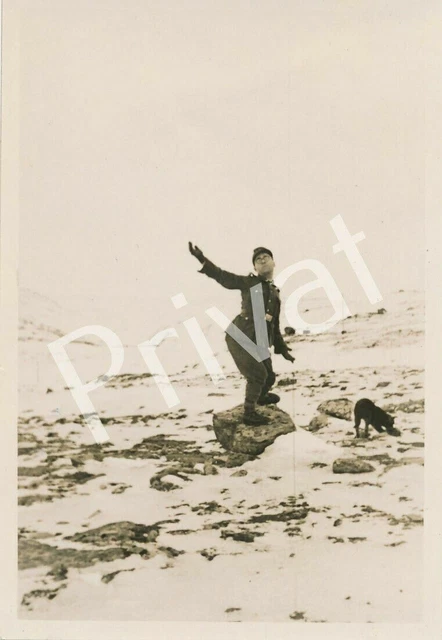 FOTO WKII UNTERNEHMEN Weserübung Soldat Wehrmacht posiert Norway A1.82 ... FOTO WKII UNTERNEHMEN Weserübung Soldat Wehrmacht posiert Norway A1.82 ...