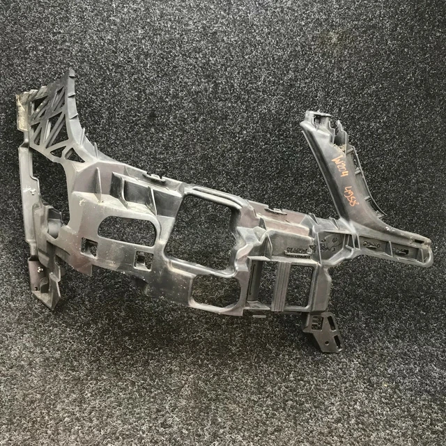 MERCEDES C-CLASS W204 MoPf bumper base carrier front right 2048854265 £ ...