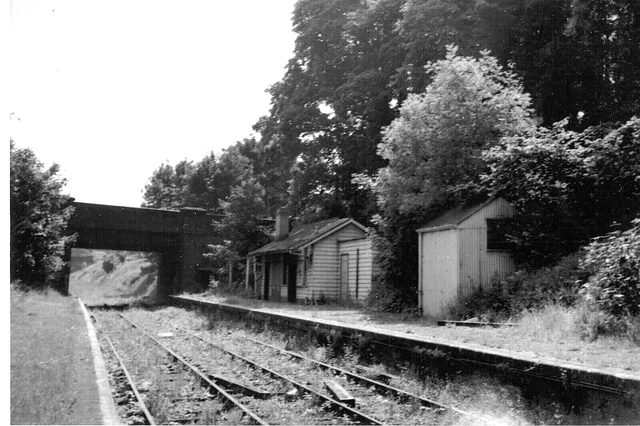 BRITISH RAILWAY STATIONS Closed/Refurbed 1964 View Of Charlton Kings ...