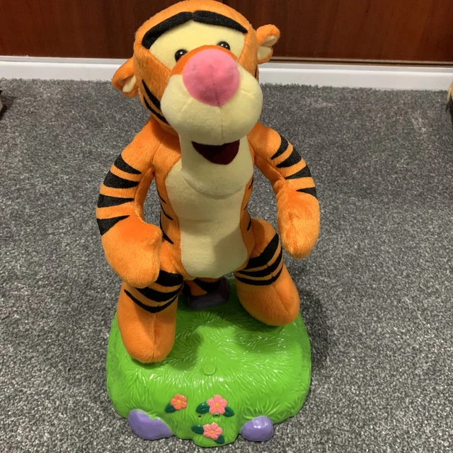 VINTAGE TALKING TIGGER Bouncing Room Guard Disney Thinkway Toy 90’s ...