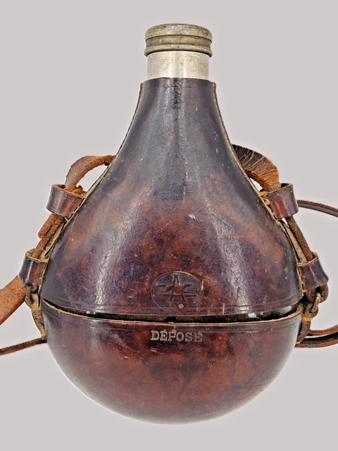 ANCIENNE GOURDE EN cuir et verre Militaire ? Scout ? années 1940-50 EUR ...
