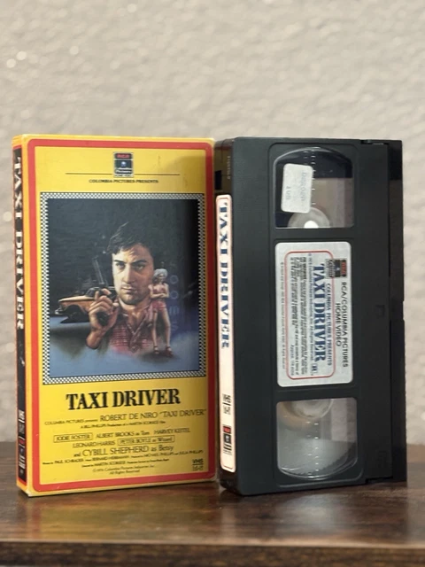 TAXI DRIVER VHS Tape 1985 RCA Columbia Pictures Yellow Case Side Loader ...