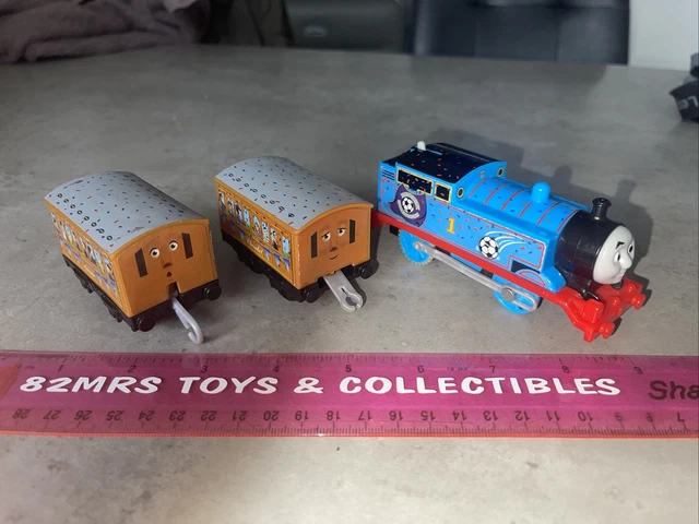 THOMAS & FRIENDS - Trackmaster Red Vs Blue Football + Annabelle ...