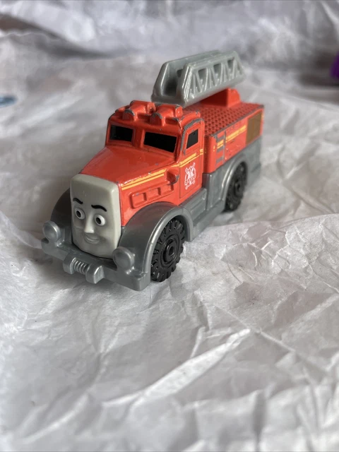 THOMAS & FRIENDS Trackmaster Fiery Flynn Train Fire Engine Girls Boys ...