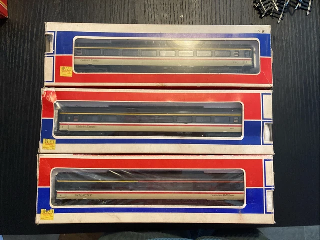 JOUEF HO INTERCITY Gatwick Express Coaches X3 Including Buffet Coach £ ...