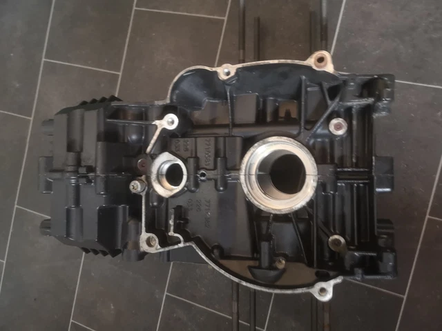 BMW K33 R 1200 rt engine cases, crank cases, block £200.00 - PicClick UK