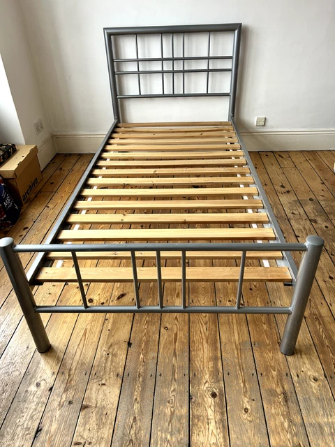 SINGLE BED WITH metal frame and wooden slats £42.30 - PicClick UK