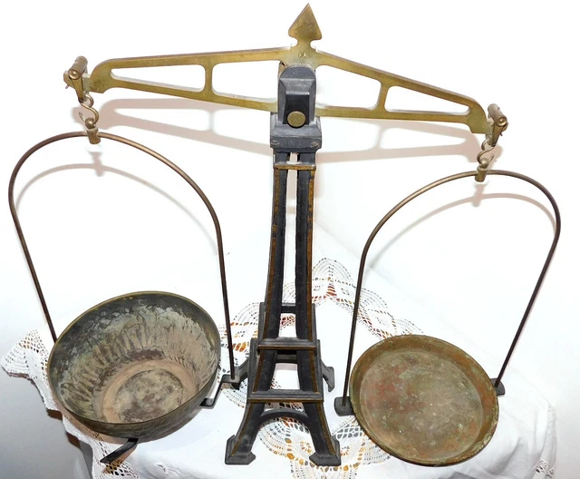 ANCIENNE RARE BALANCE Trebuchet Tour Eiffel De Paris Force 3 Kilos ...