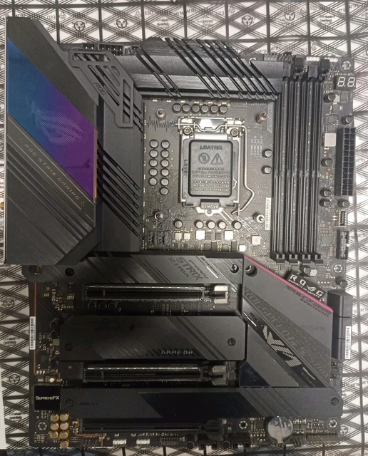 ASUS ROG STRIX Z590-E GAMING WIFI Motherboard Intel Z590 LGA 1200 DDR4 ...