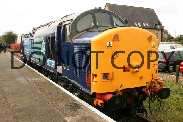 UK RAILWAY PHOTOGRAPH Of Class 37 37601 Rm37-1483 £1.70 - PicClick UK