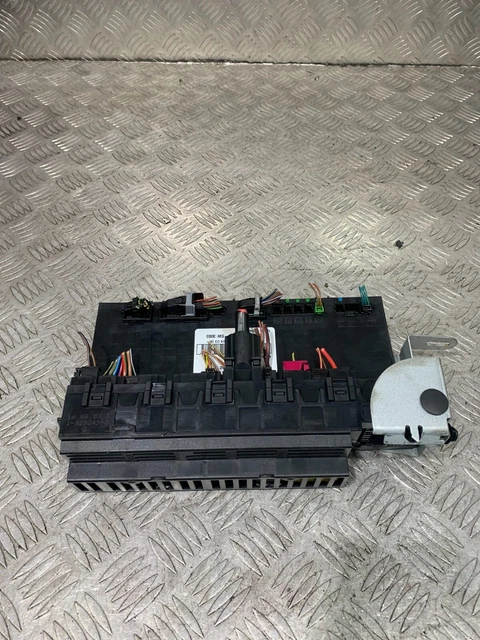 2005 MERCEDES-BENZ E Class W211 Rear Sam Fuse Box 2115453401 #2 £80.00 ...