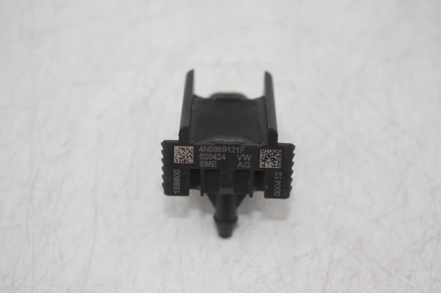 GENUINE AUDI A6 C8 Front Bumper Pedestrian Crash Sensor 4N0959121F £25. ...