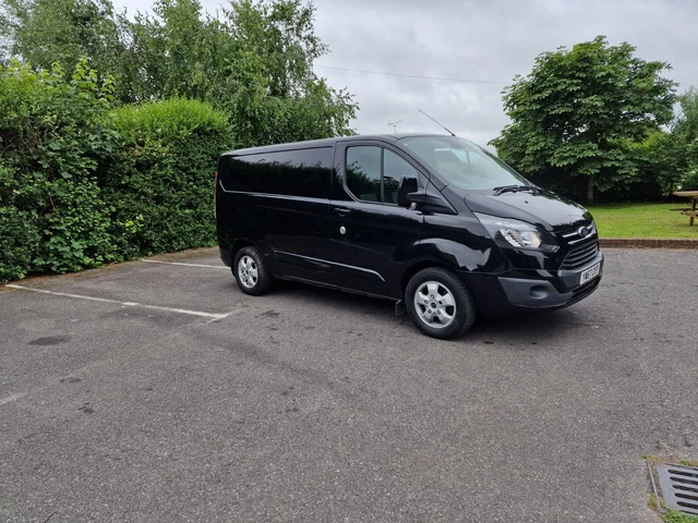 2017 FORD TRANSIT Custom 2.0 TDCi 270 Limited Panel Van ******NO VAT ...