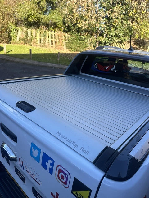 MOUNTAIN TOP ROLL Silver Roller Shutter, Ford Ranger Wildtrak 2021 £450 ...