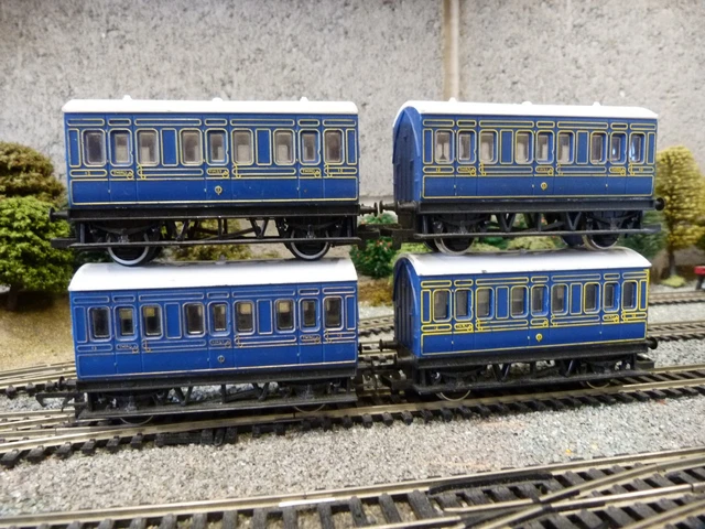 HORNBY BLUE 4 wheel coaches x 4 for OO gauge model train set £0.99 ...