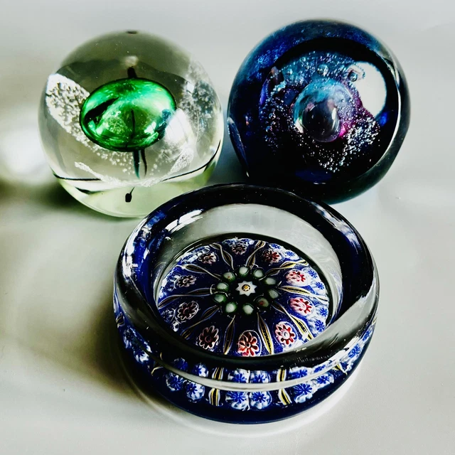 2 X CAITHNESS Paperweights & Vasart Pin Dish. Colin Terris Creation £70 ...