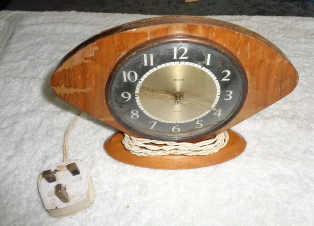 VINTAGE 1950'S SMITHS Sectric Solid Oak Mantel Clock Working Well Mains ...