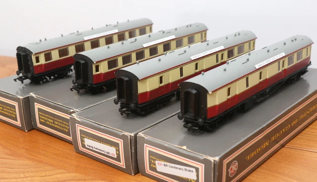DAPOL 00 BR Centenary 4 Matching Coaches 2 X E20 & 2 X E21 Maroon/Cream ...