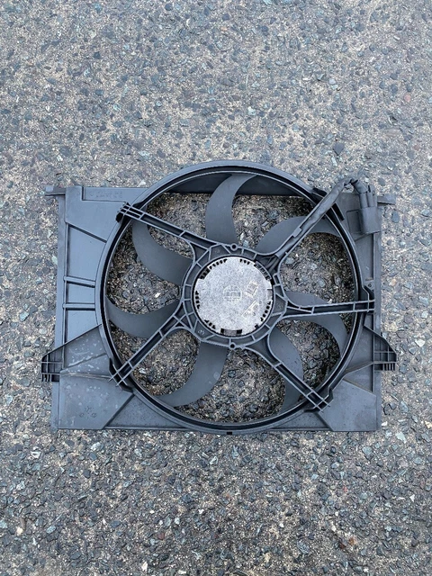 MERCEDES 221 S Class S320 CDI V6 Diesel Engine Cooling Fan 2215000493 ...