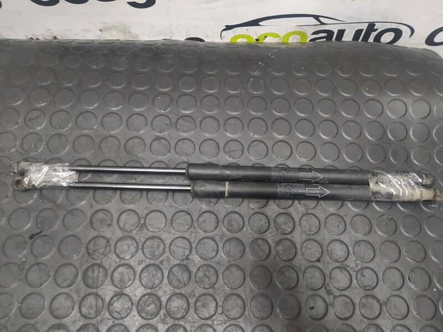 VERIN DE COFFRE pour TOYOTA COROLLA VERSO 1.8 (ZNR11 ) 2004 140354 EUR ...