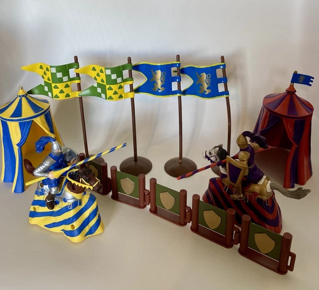 EARLY LEARNING CENTRE Medieval Castle Jousting Knight Figures Set £24. ...