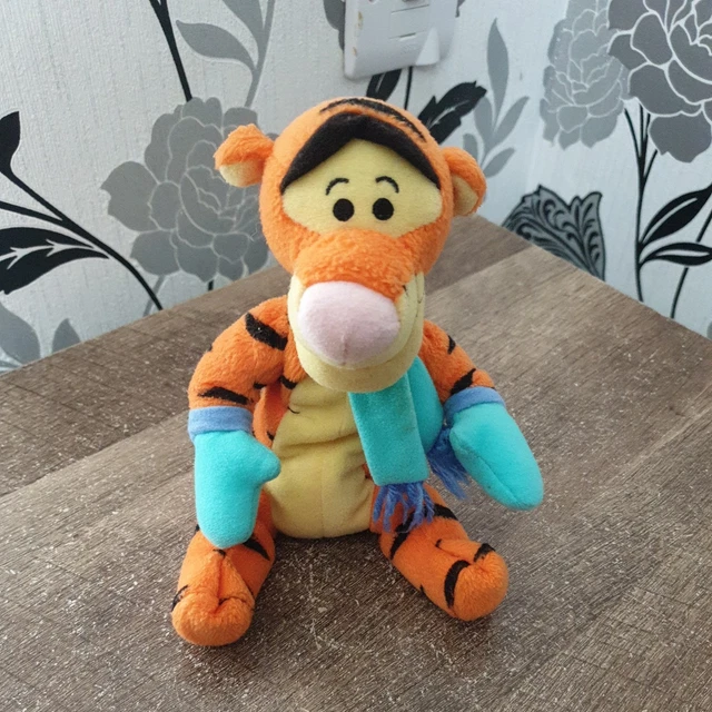 DISNEY STAR BEAN Winnie The Pooh Tigger With Scarf & Gloves 8” Plush ...