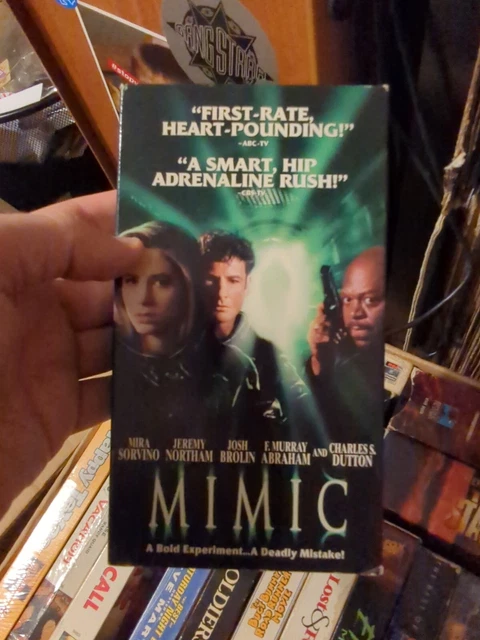 MIMIC (VHS, 1998) Mira Sorvino Josh Brolin Charles S. Dutton EUR 6,43 ...