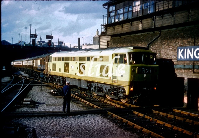 BRITISH RAILWAYS FALCON Diesel Locomotive 53 D0280 1200 Colour Slide £2 ...