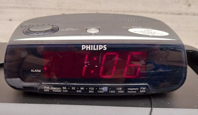 PHILLIPS RADIO ALARM Clock AJ3120/ 3W. 240V.mains. Black £12.99 ...