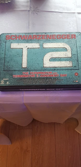 SCHWARZENEGGER TERMINATOR T2 VHS Limited Edition Box Set In Collector ...