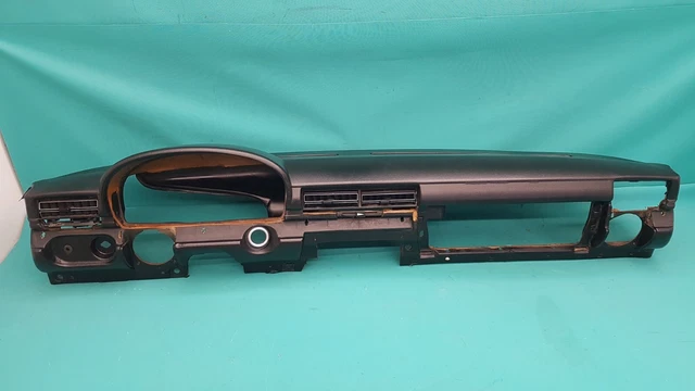 ORIGINAL MERCEDES-BENZ W116 Armaturenbrett Cockpit Dashboard OHNE RISS ...